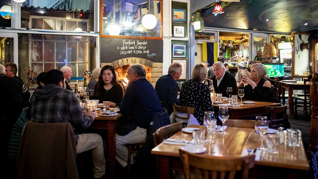 Auckland’s Best Seafood Restaurant | Swashbucklers Restaurant & Bar